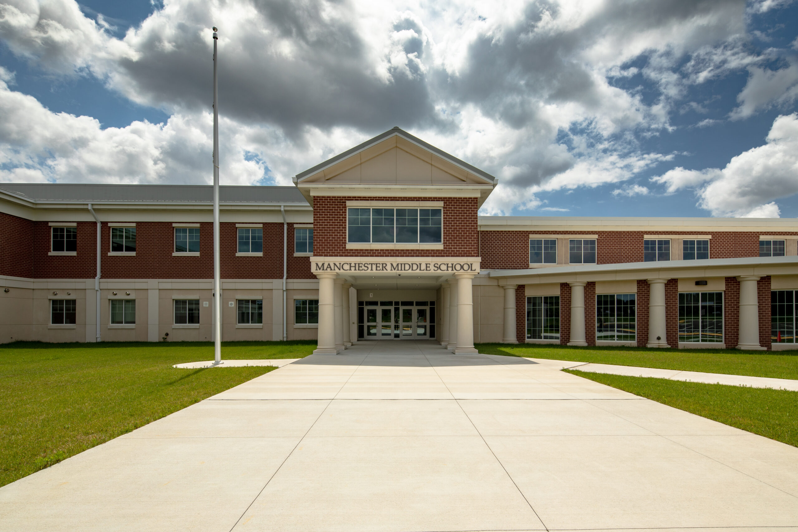 Manchester Middle School - Kenbridge Construction